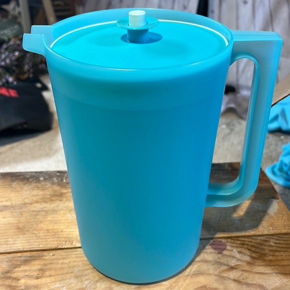 Tupperware | Kitchen | New Without Tags Tupperware Pitcher Color Is ...